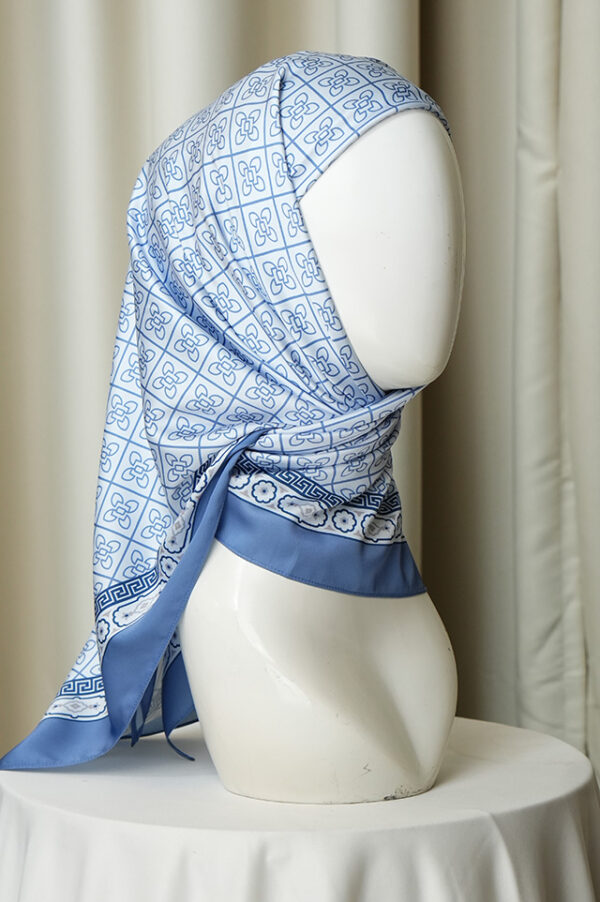 Tamara Hijab “Batik Lawang Edition” – Winter Blue – Ilham Echenta